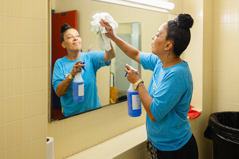 7 Benefits of Workforce Wellness with Clean Workspaces