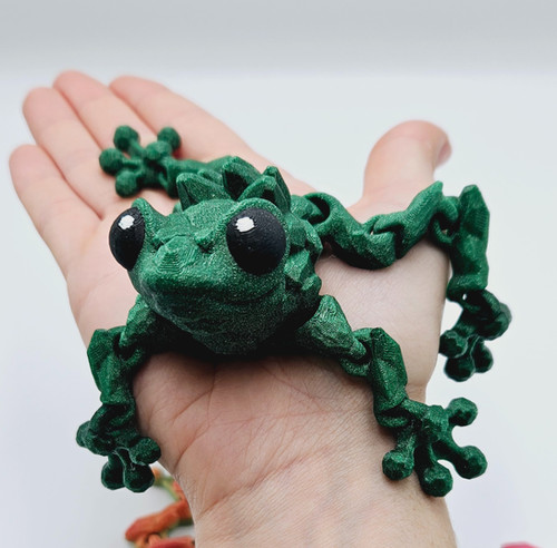 Articulated Gem Frog: Eco-Friendly 3D Printed Decor | Prime 3D
