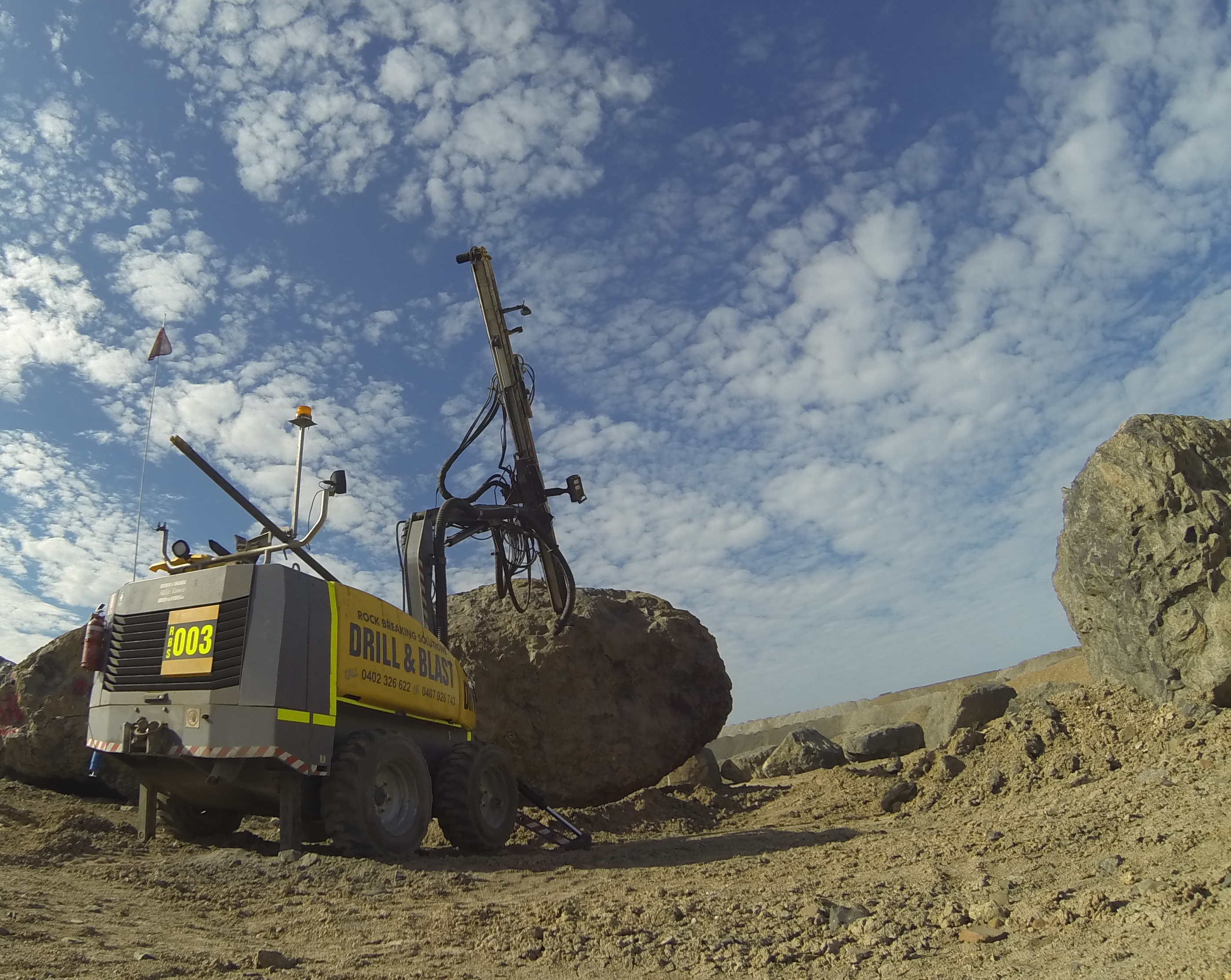 NoneX and Fragmentor Rock Breaking Cartridges,