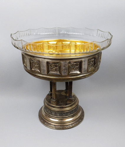 Ausec sa 4 stubića | Antique Art