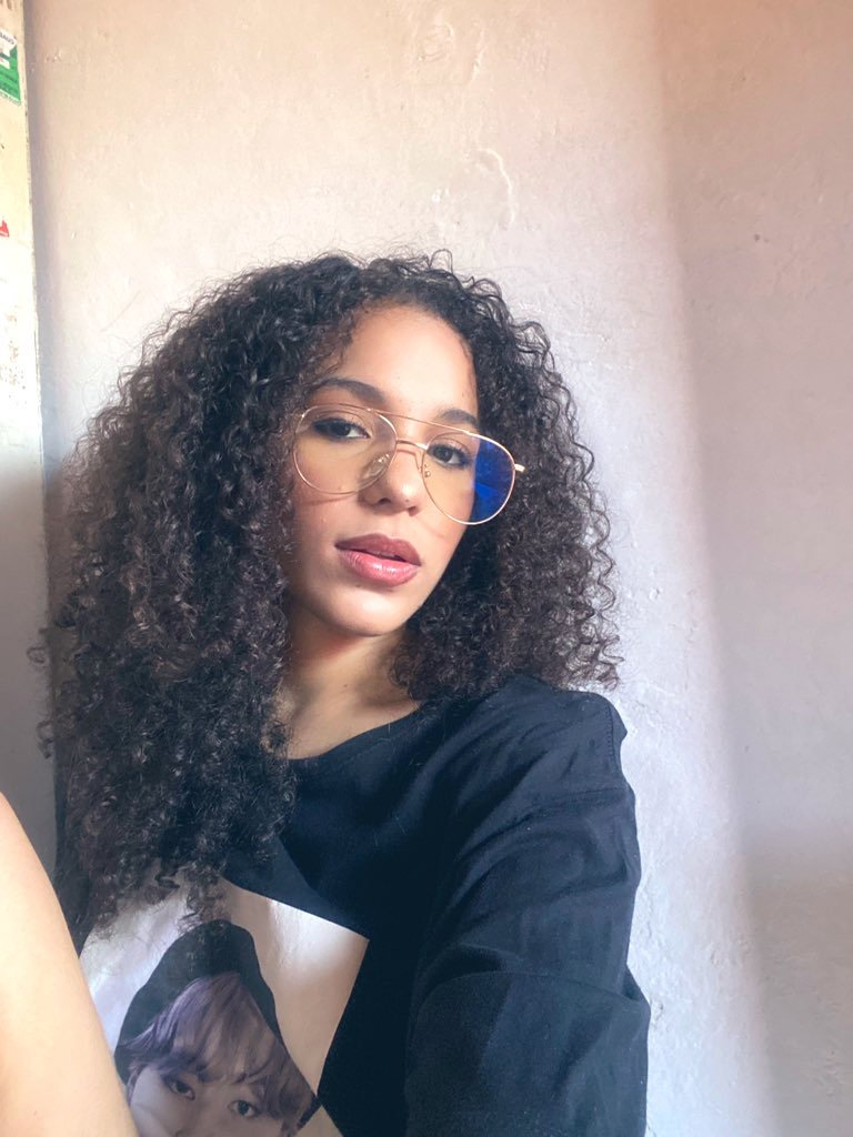 Camila Calderón | Expat Influencers in Korea | Exprive