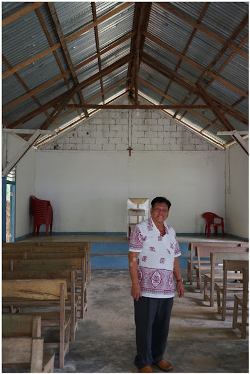 A Chinese pastor who lights up Dayak I Pastor Djunaidi David 🐻I 一位 ...
