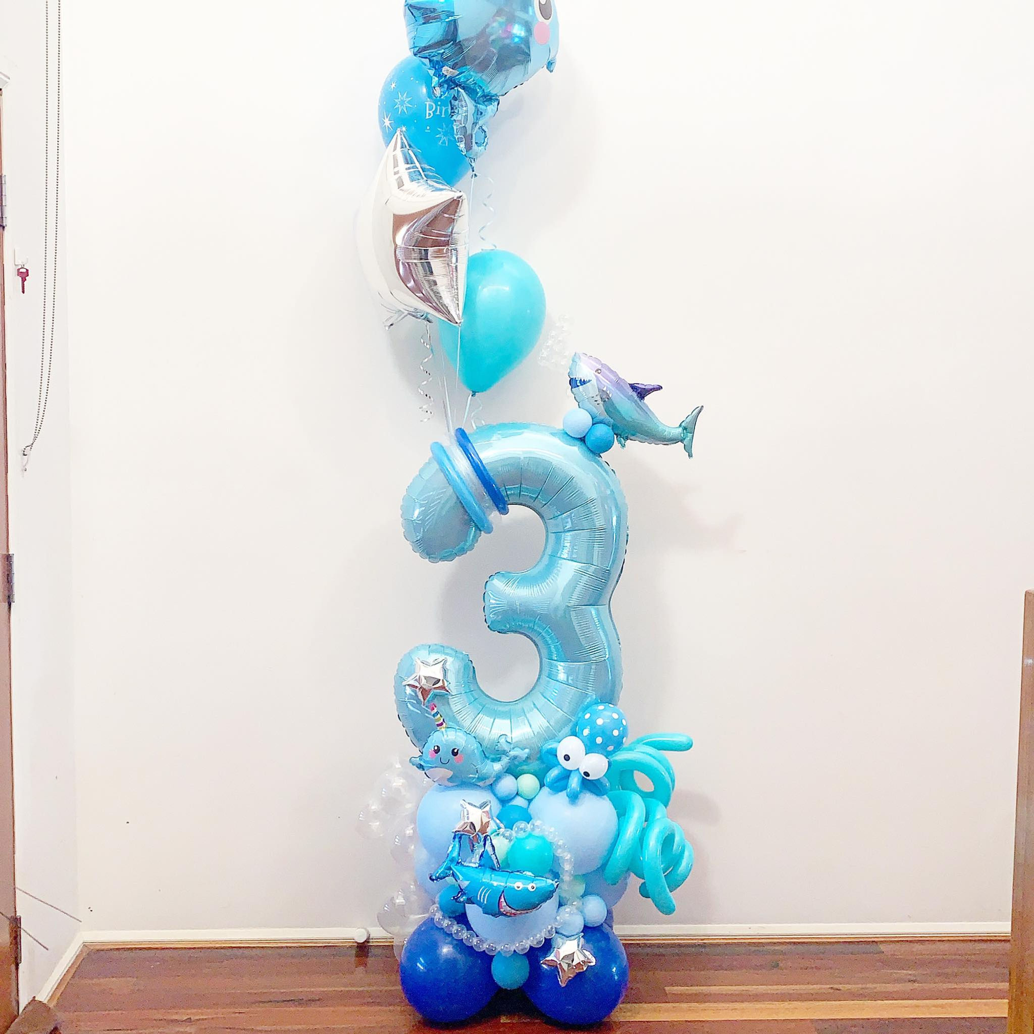 Balloon Composition_Single_Number_10.jpg | Mosaic & Composition Designs