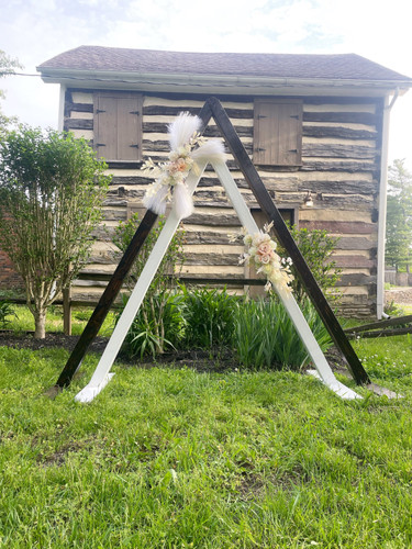 Double Triangle Arch | Rustic Rental