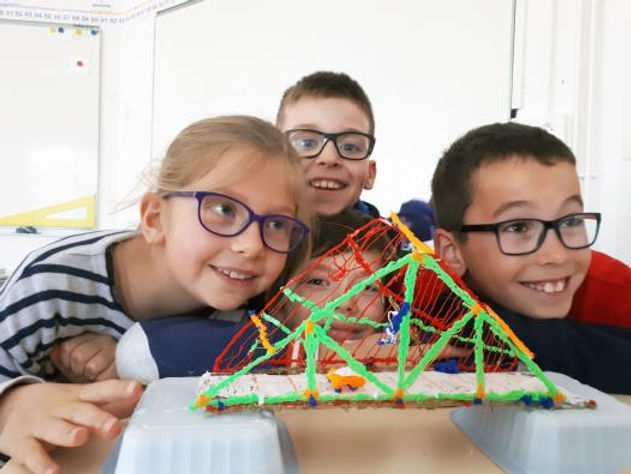 Guide Complet : Maîtrisez l'Art du Stylo 3D en Sept Étapes Détaillées ...