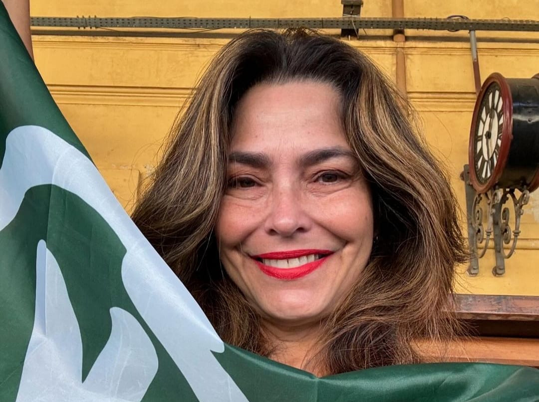 A Política e Seus Desafios: Jornalista Valéria Monteiro.