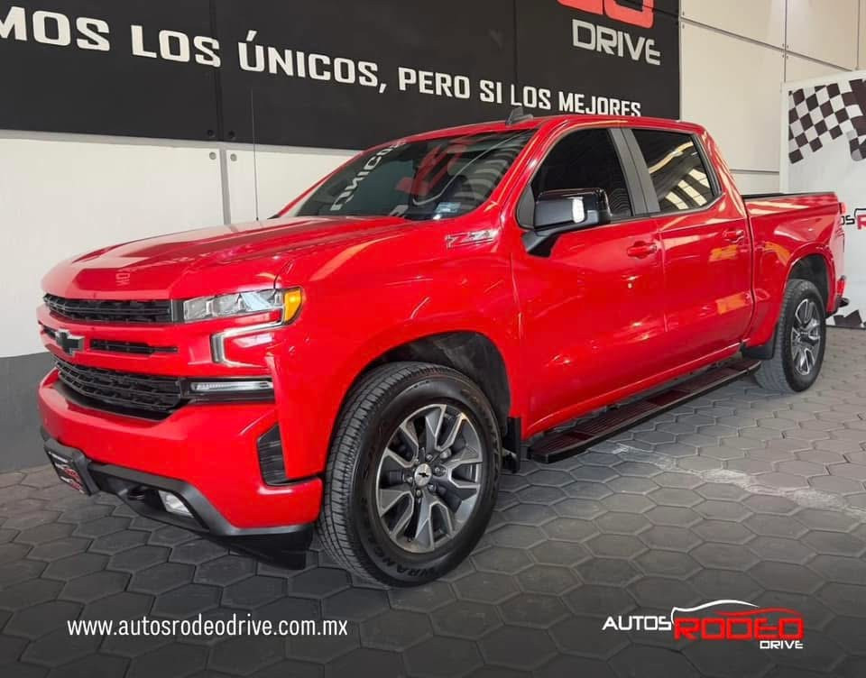 Chevrolet Cheyenne RST 2021 | Autos Rodeo Drive