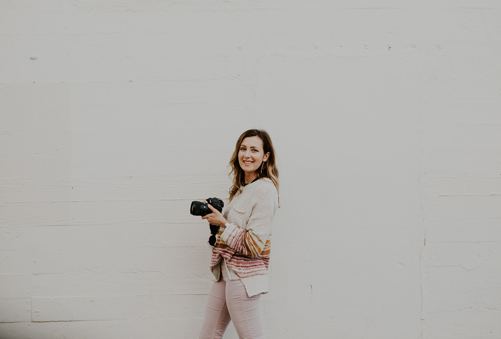 MEET ALEXIS | Alexis Albright Meschi | Brand Strategist and Photographer