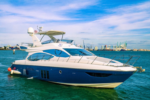 ⚓ 53' AZIMUT AZURE | Rent Boat in Miami