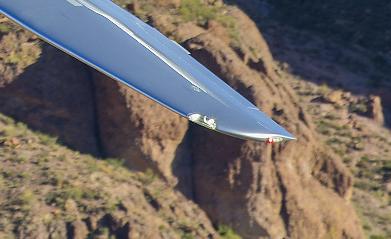 Legacy Wingtip Landing Lights Modification | STARFLIGHT