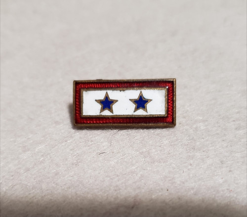 WW2 Son-in-Service Pin with 2 Stars | BunkerMilitary