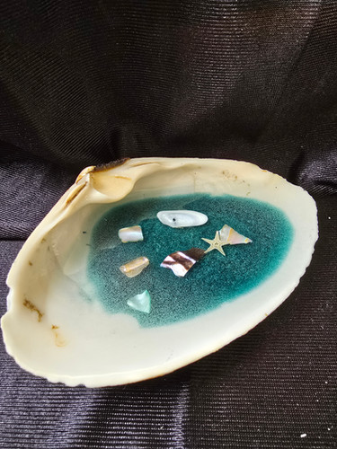 Clam Shell w/ dark green resin and shells | Epoxy Maine