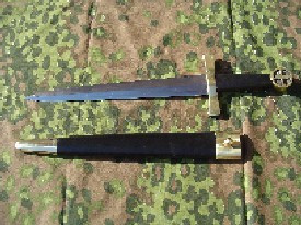 MEDIEVAL CROSS DAGGER | Indiacrafts Emporium