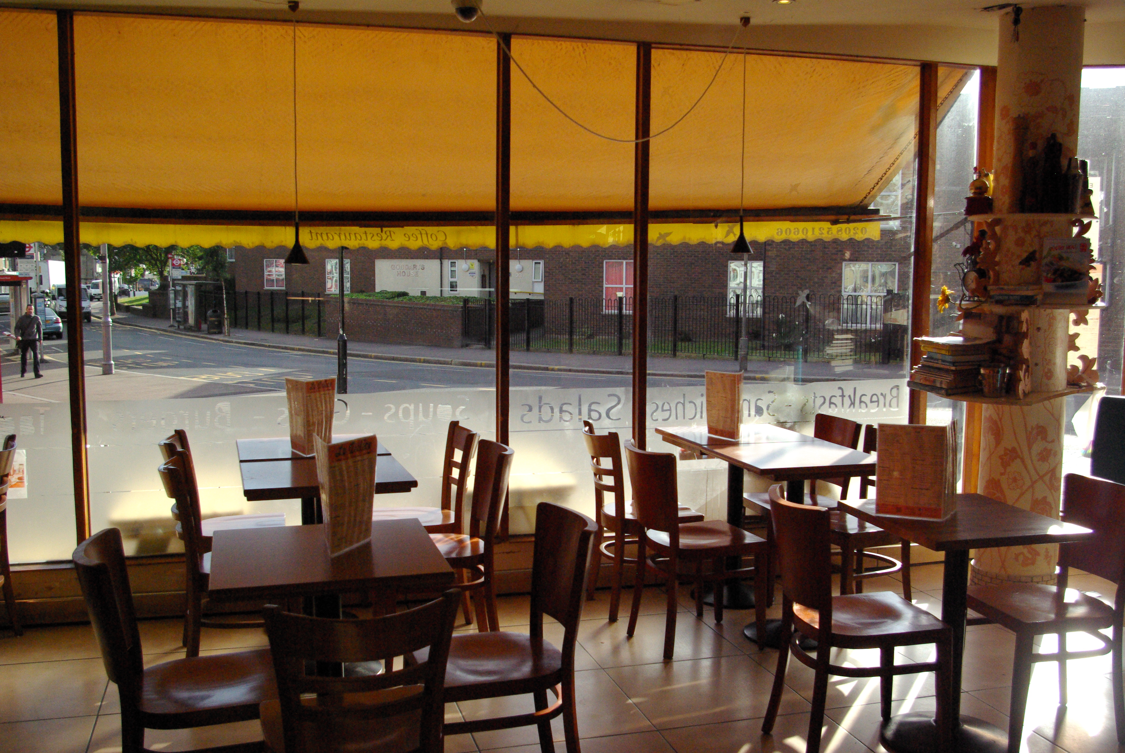 LE DÉLICE E17 | RESTAURANT WALTHAMSTOW | Café Restaurant Walthamstow