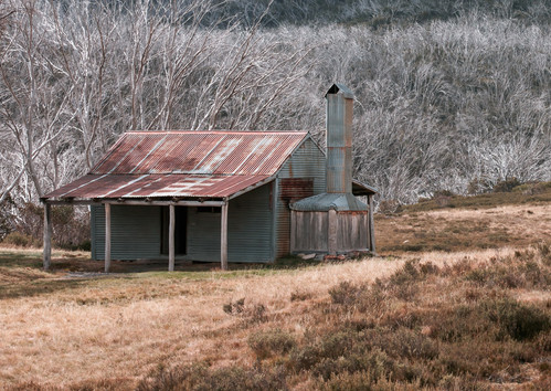 BRADLEY'S HUT | Russ Johnson Photogr
