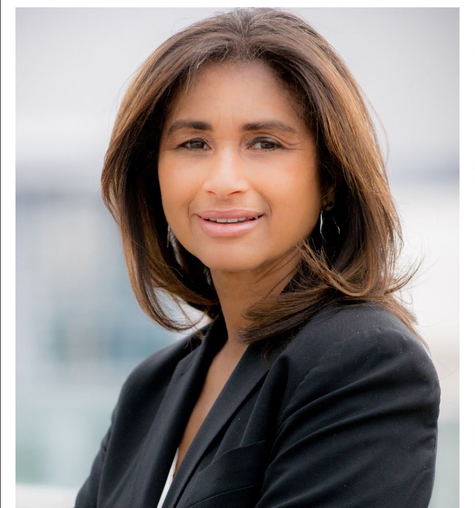 Lisa Anders, MCN Builds