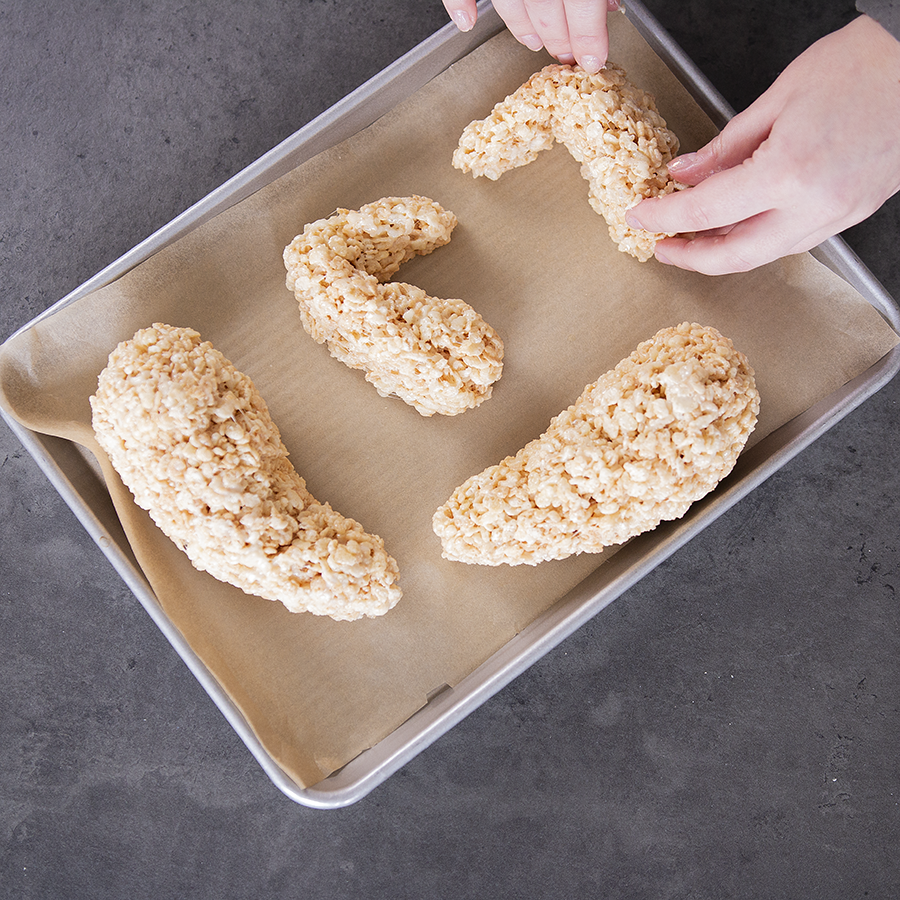 This Rice Crispy Treat Turkey is Exactly What Your Thanksgiving Needs