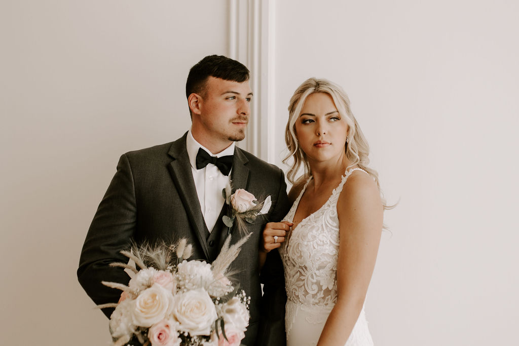 Troy & Kasey's Stunning Summer Wedding at The Lincoln Loft
