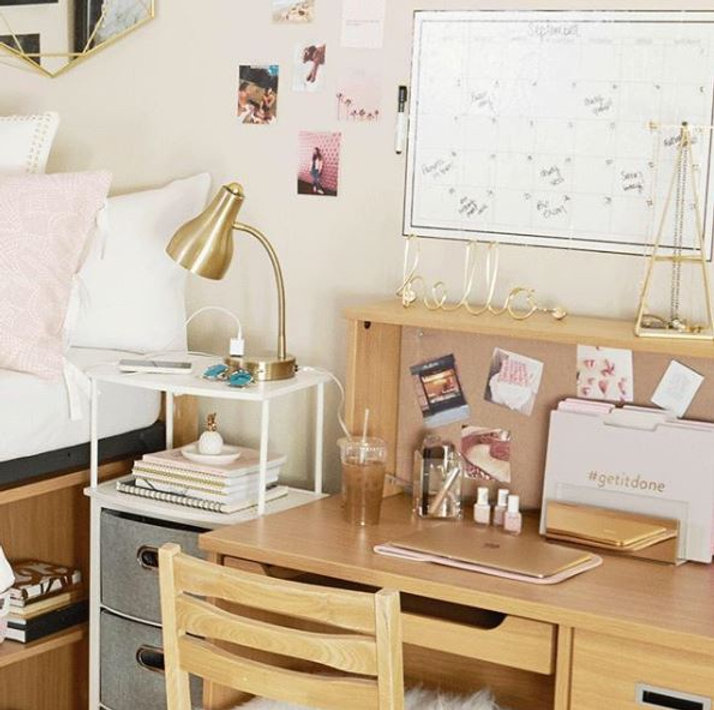 HOW TO CREATE A FUN AND FUNCTIONAL DORM ROOM STUDY SPACE