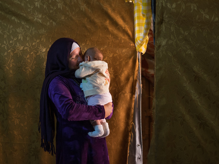 Refugees | HUMANS by Isabel Corthier Photographer