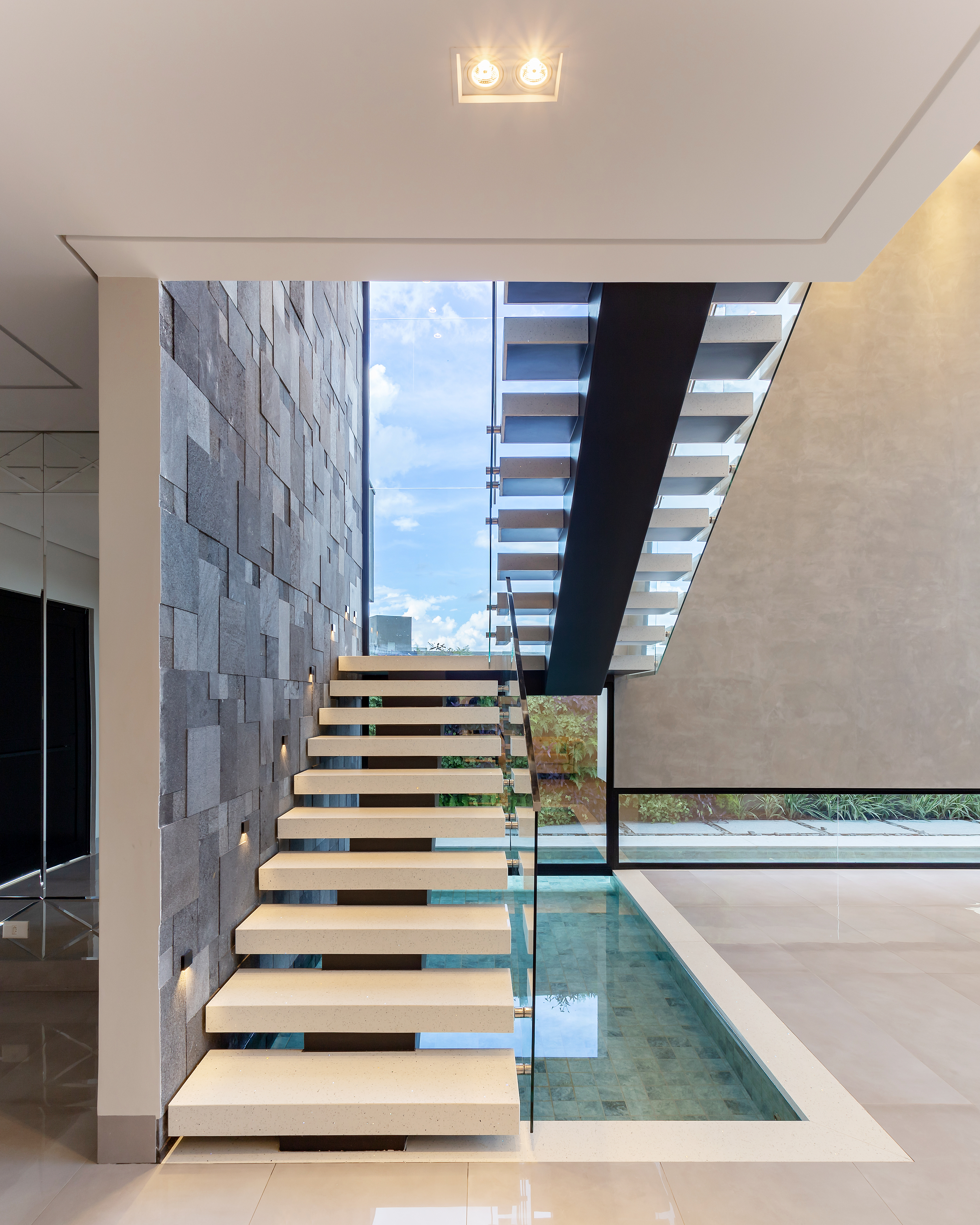 ESCADAS | revestpedras