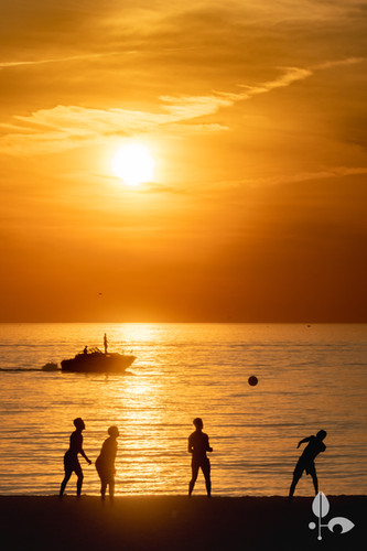 CalifornOhio Sunset | Edgewater Beach | Explored Perspective