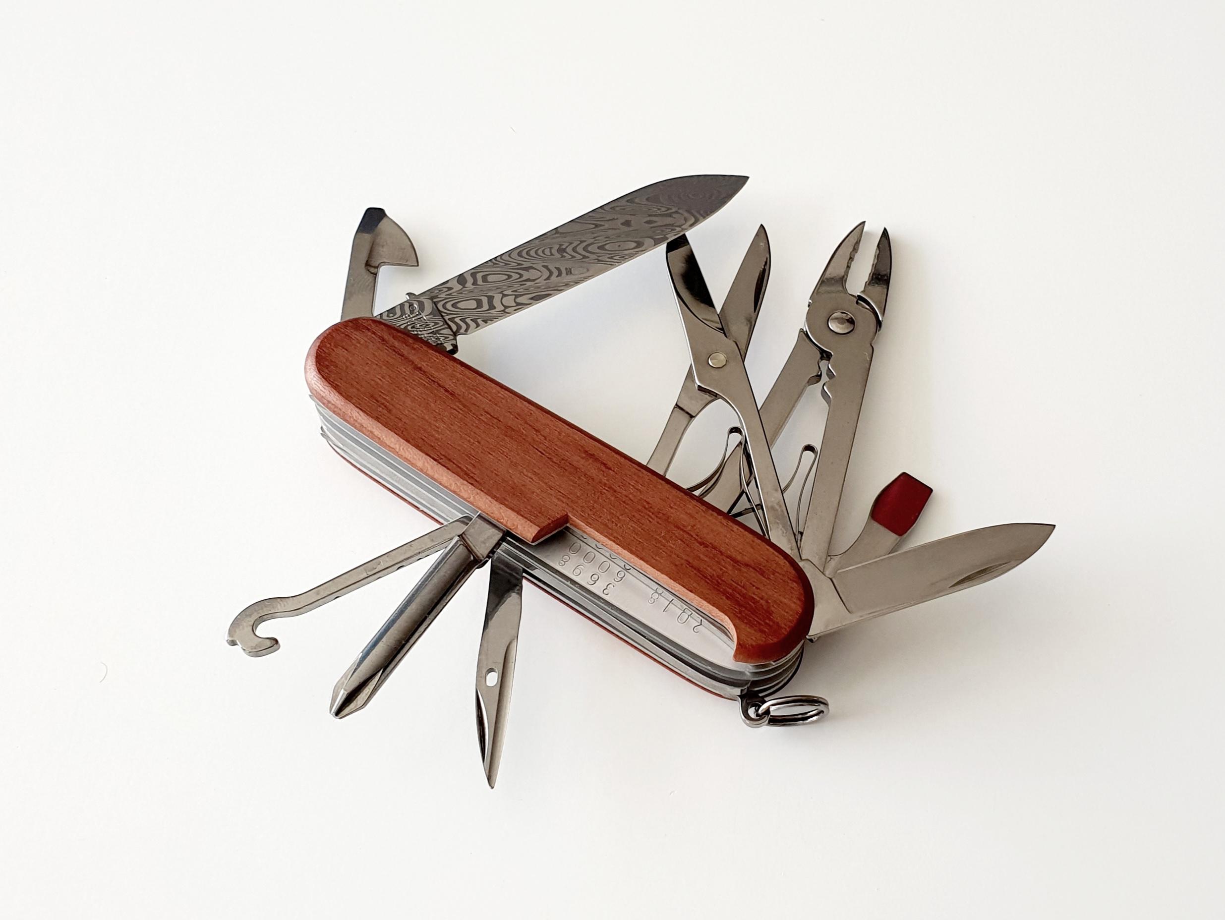 Toys & Games Victorinox Swiss Army Deluxe Tinker Damast Limited Edition ...