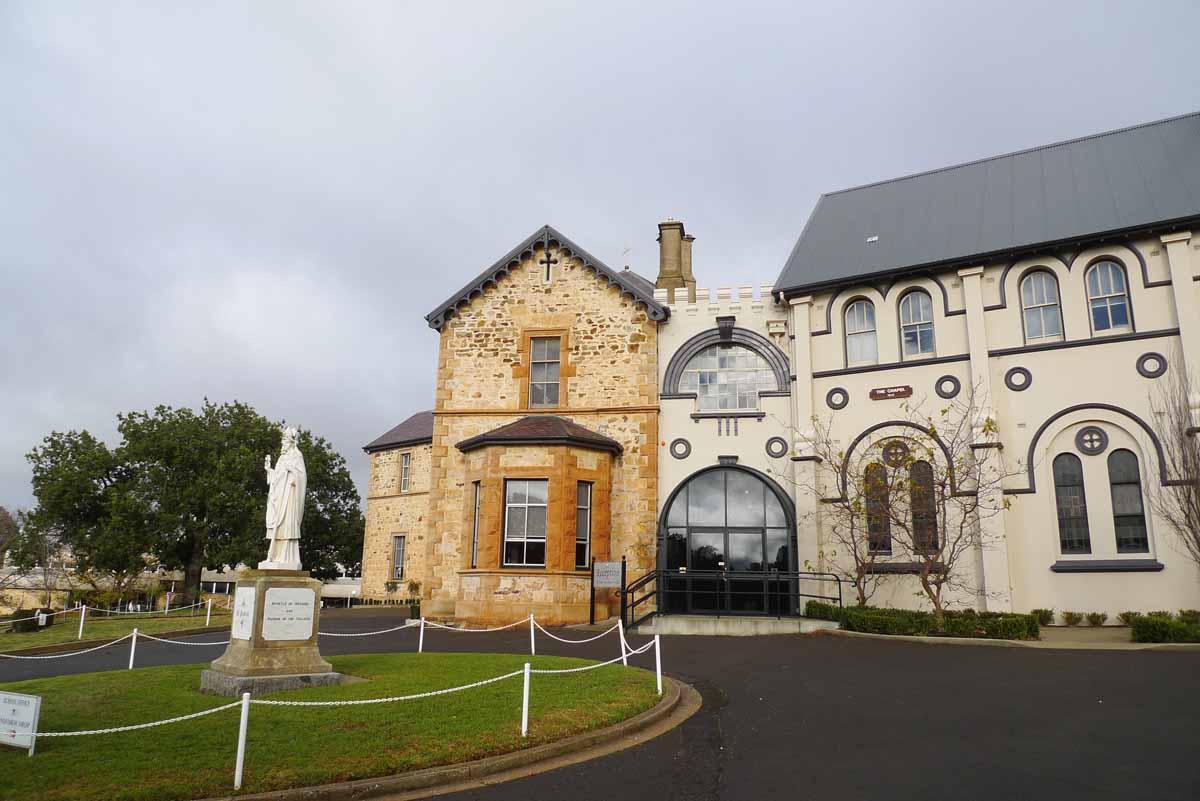 Chapel Rearrangement, Trinity Catholic College, Goulburn