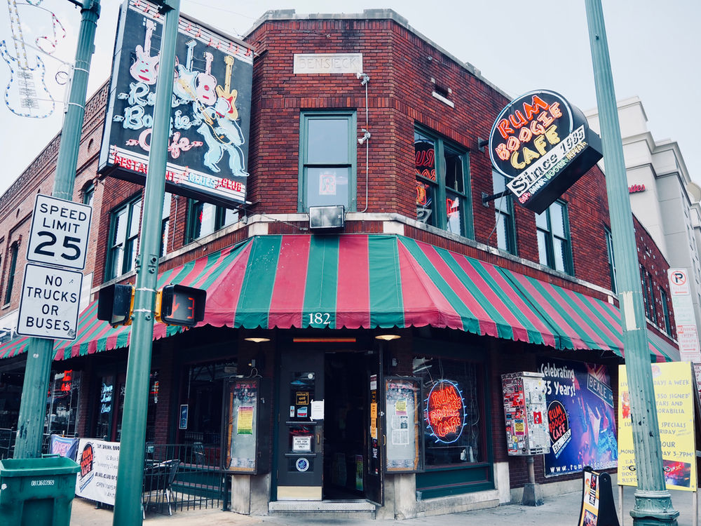 A Local Guide to Memphis: Best Bars, Breweries and Patios