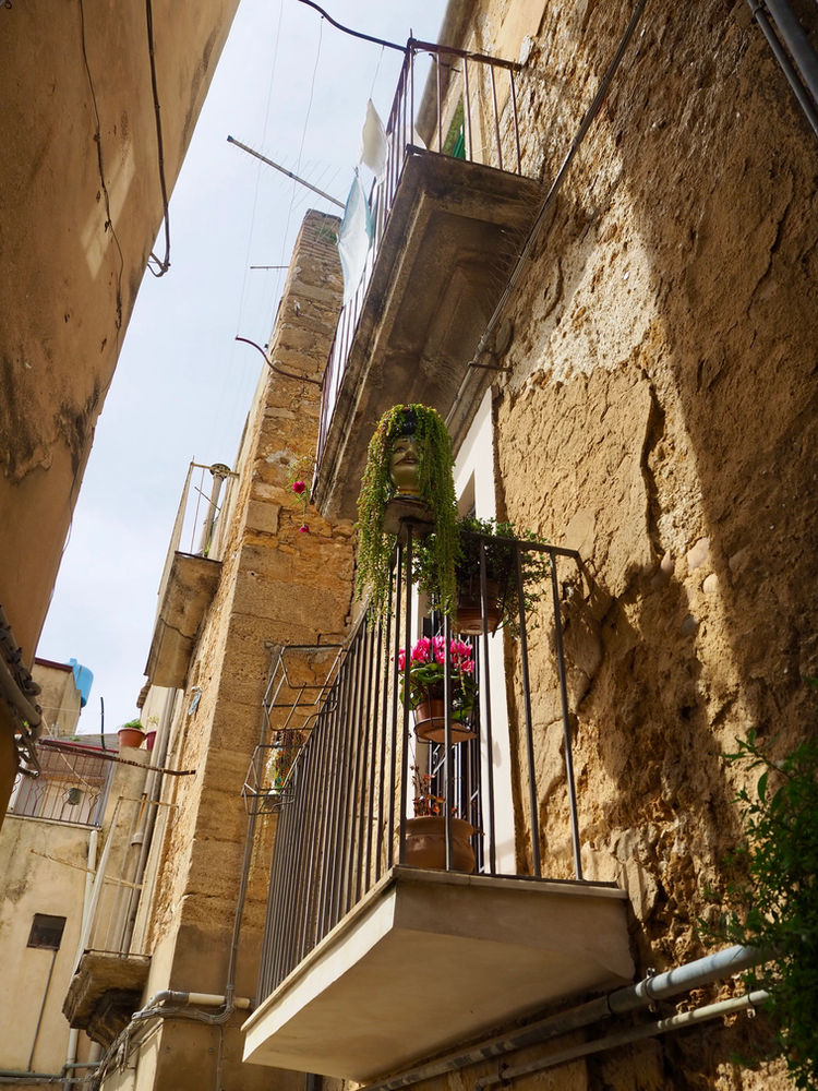 Arabic Influence in Sicily