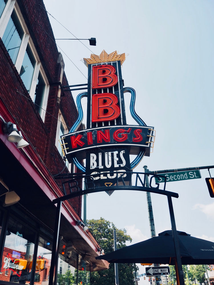 A Local Guide to Memphis: Best Bars, Breweries and Patios