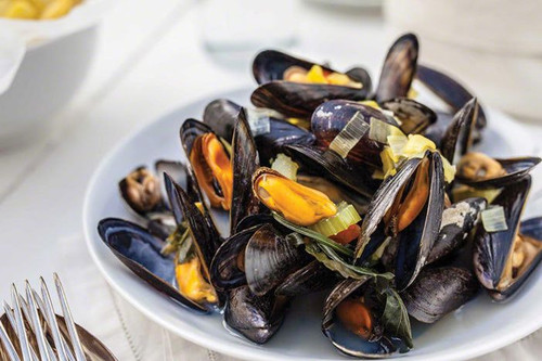 Prince Edwards Island Mussels, 2 Lbs. | COLD SPRING FISH