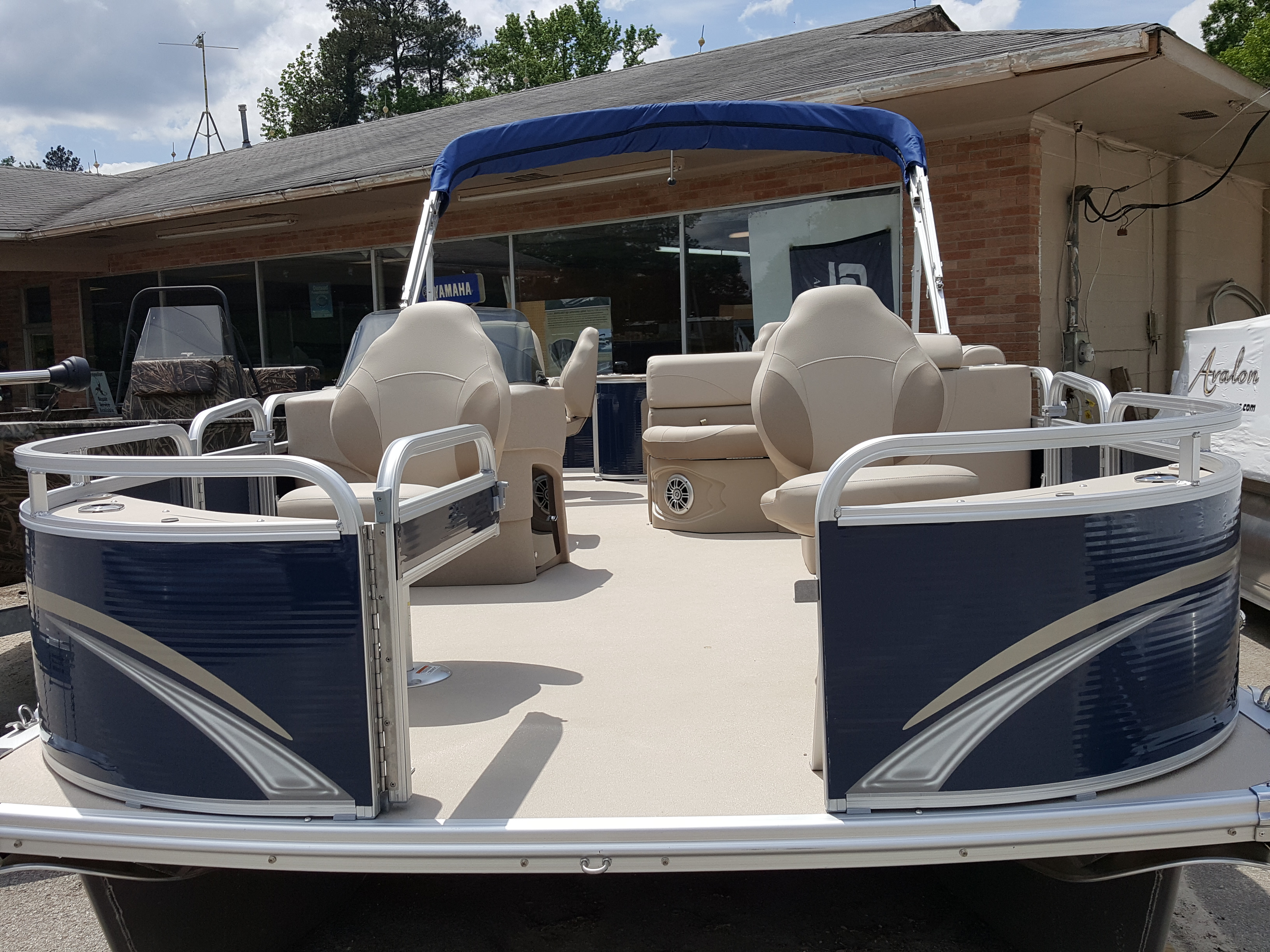 HOME | Martin's Performance Boating | Avalon Pontoons | Prosperity SC