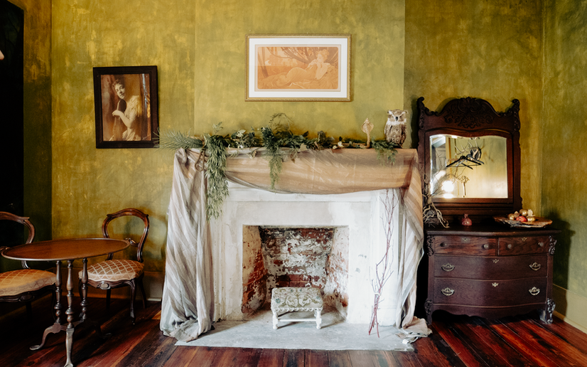 Lilith Room | The Gilded Bat