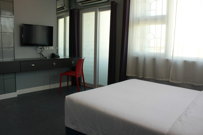 LEEZ INN MALATE | LEEZ INN