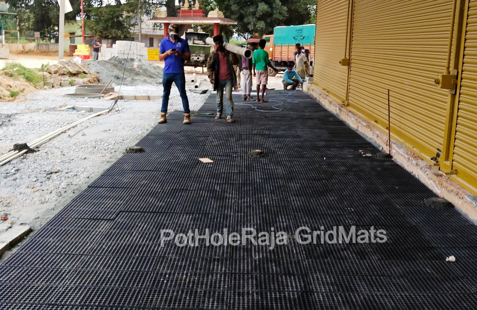 GRIDMATS | PotHoleRaja