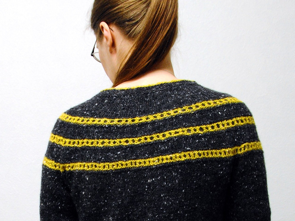 Improving Circular Yoke Fit with Short Rows [TUTORIAL]