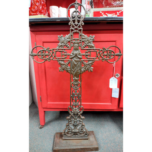Large Iron Cross | Main Str Mercantile