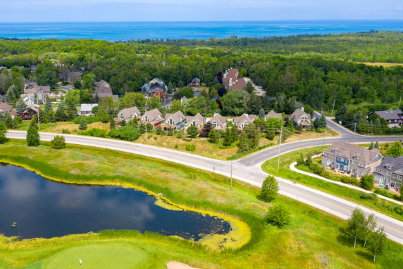HOME | Blue View Chalets