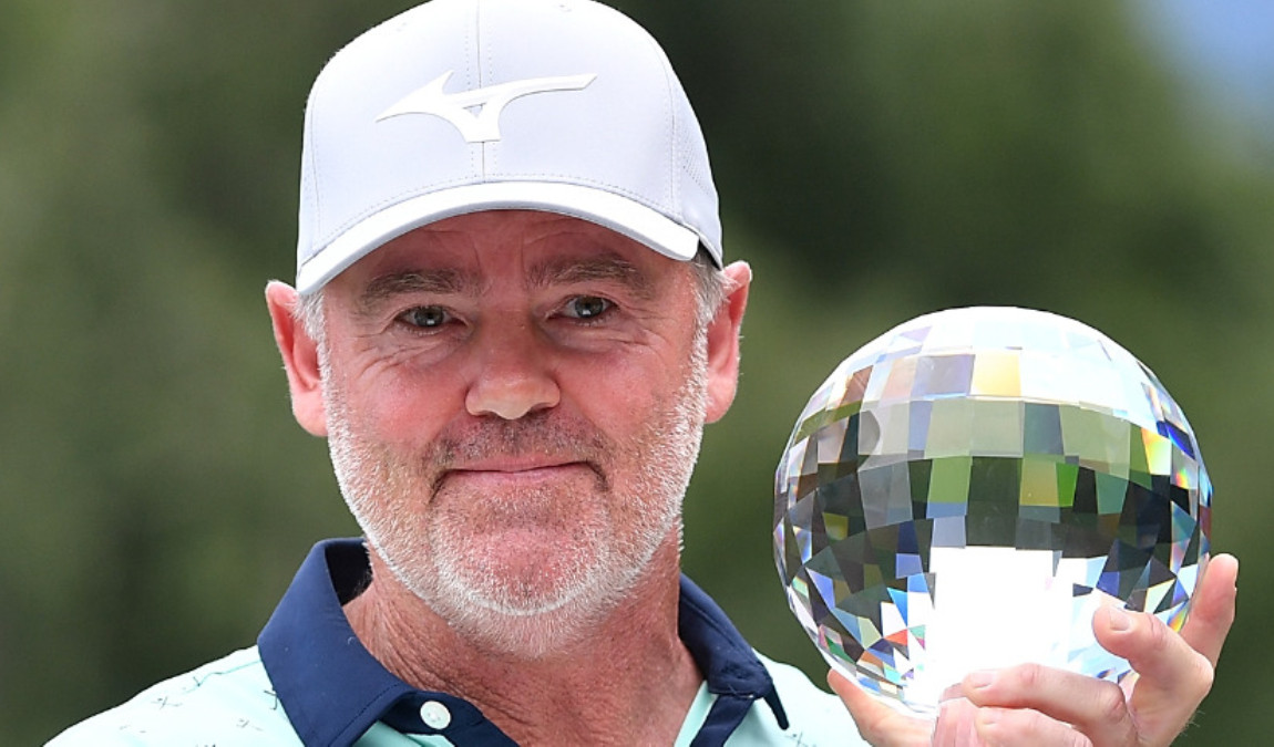 Mark Brown claims Legends Tour title