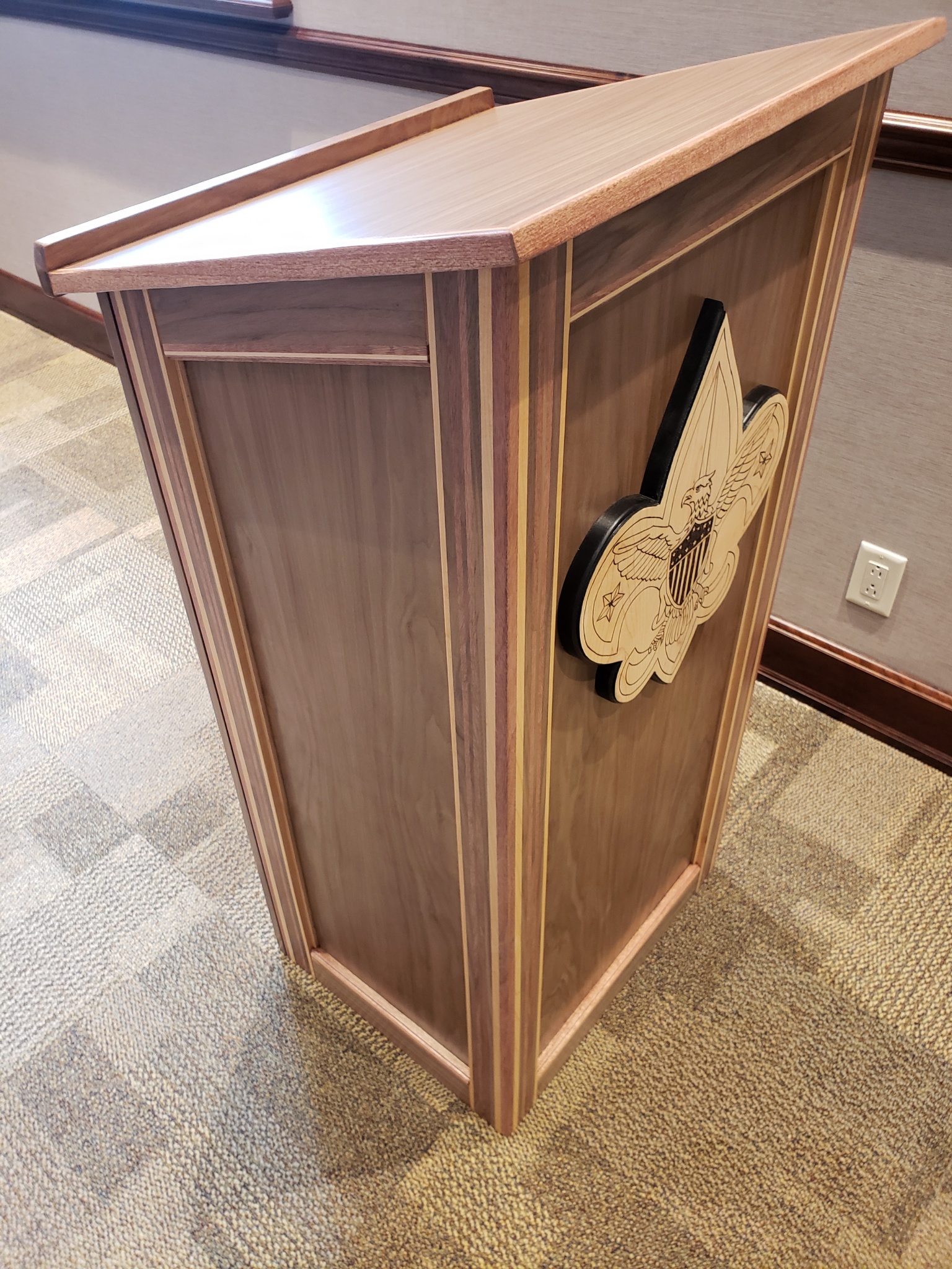 HOME | JC Custom & Design