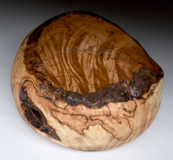 Lou Pignolet's Blog on Turning Burls Into Unusual Live Edge Bowls