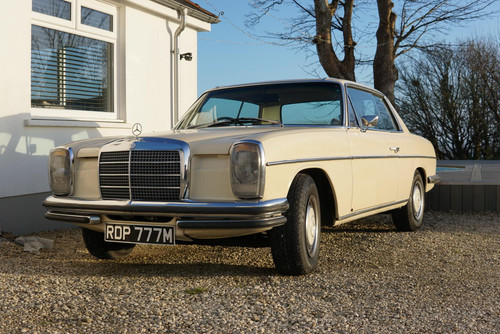 Mercedes W114 280CE Coupe | Spoke Hire