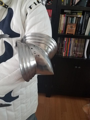 Gothic Elbows (SCA Armor)