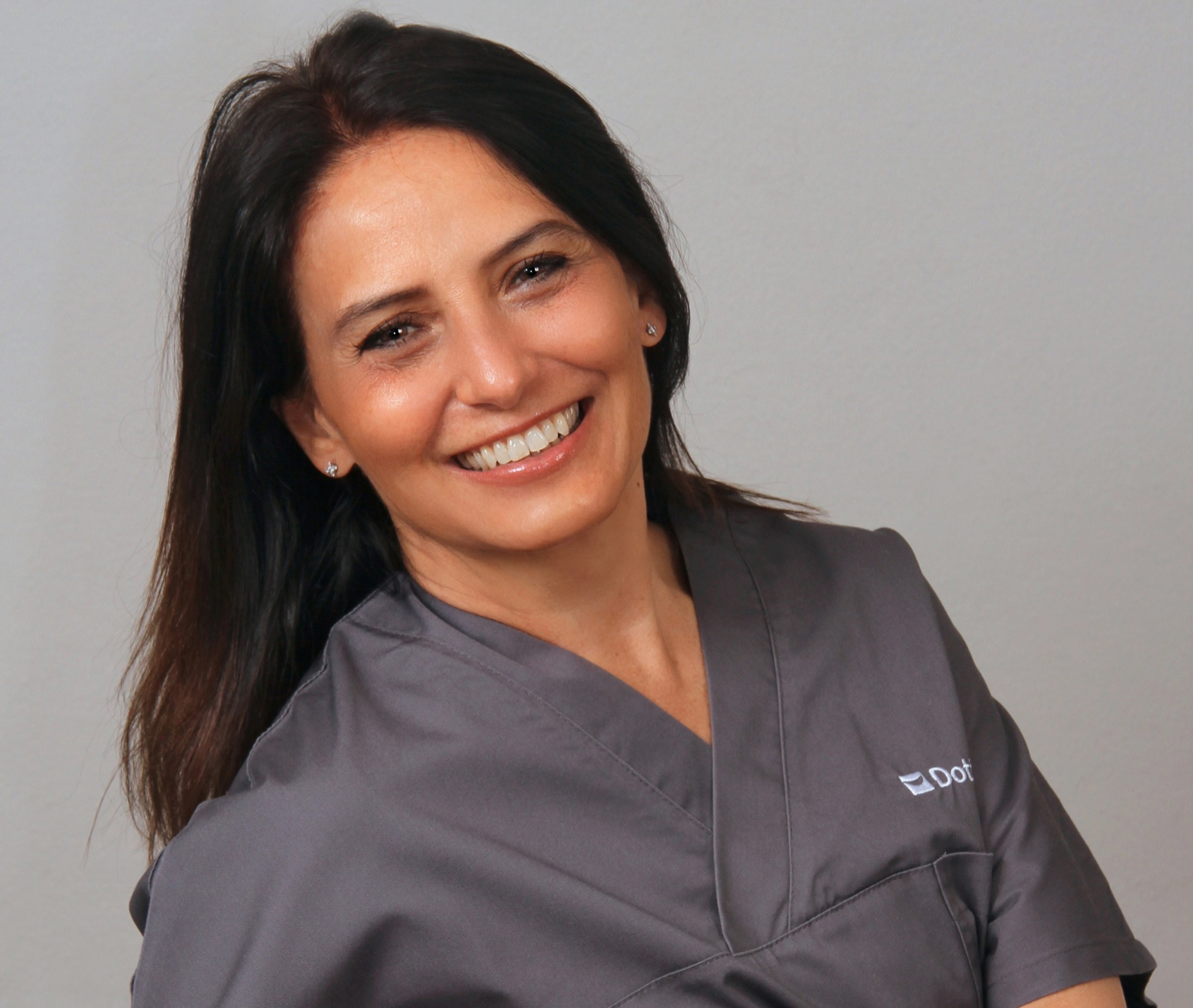 Dott.ssa Raffaella Ongaro | DOCLINIC Dental Care