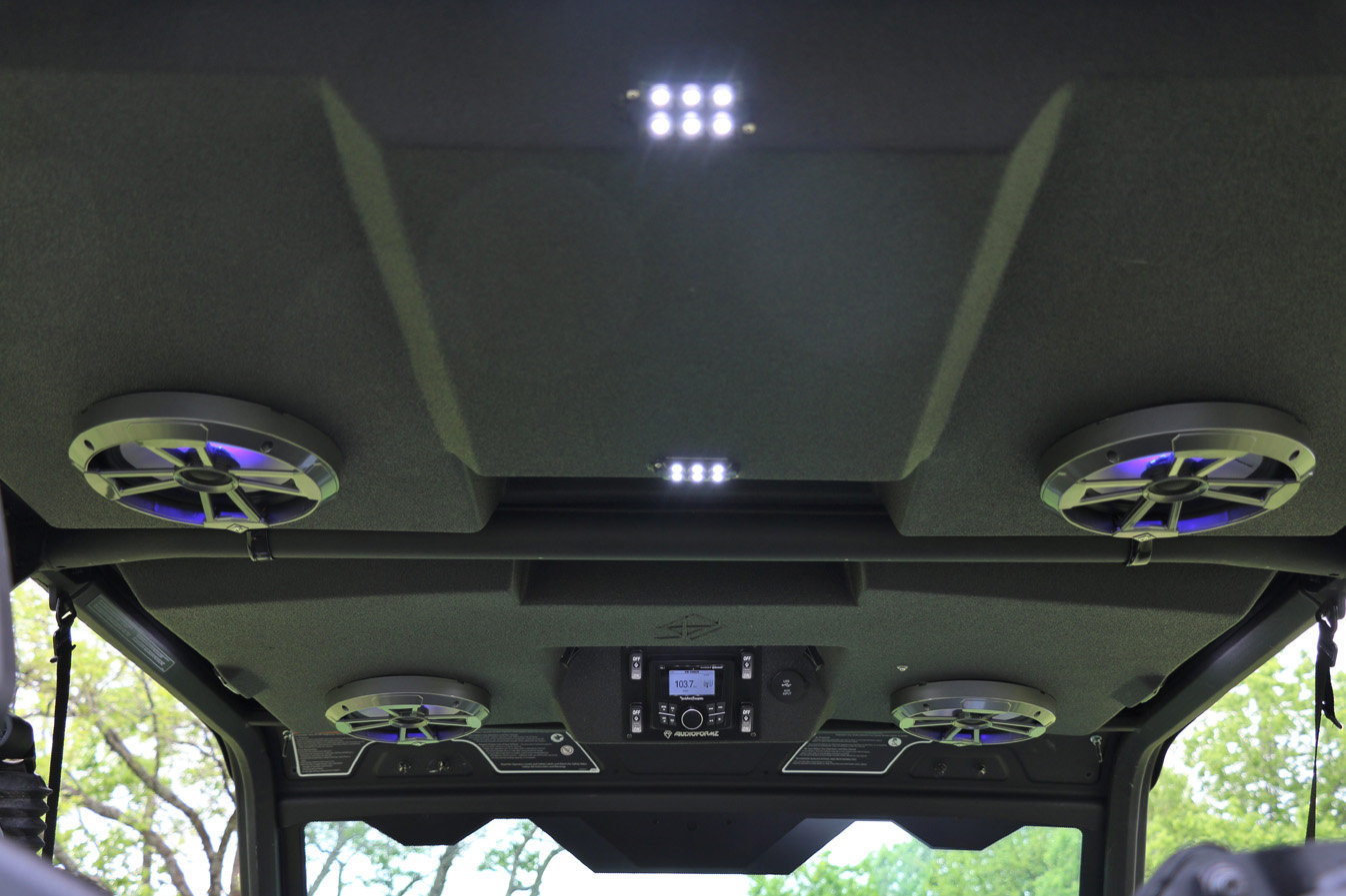 Can am defender roof with speakers - Builders Villa