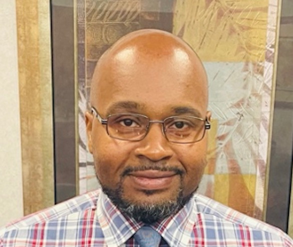 VOLUNTEER SPOTLIGHT: Willie Allen Empowers Entrepreneurs with a “Just ...