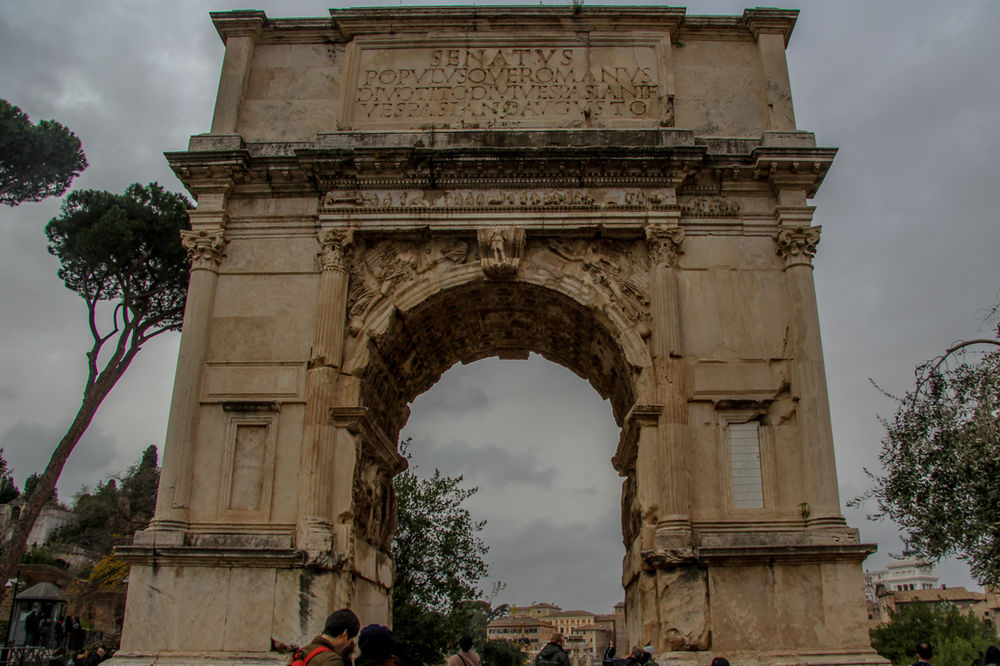 Relishing in Rome's Most Adorned Ruins