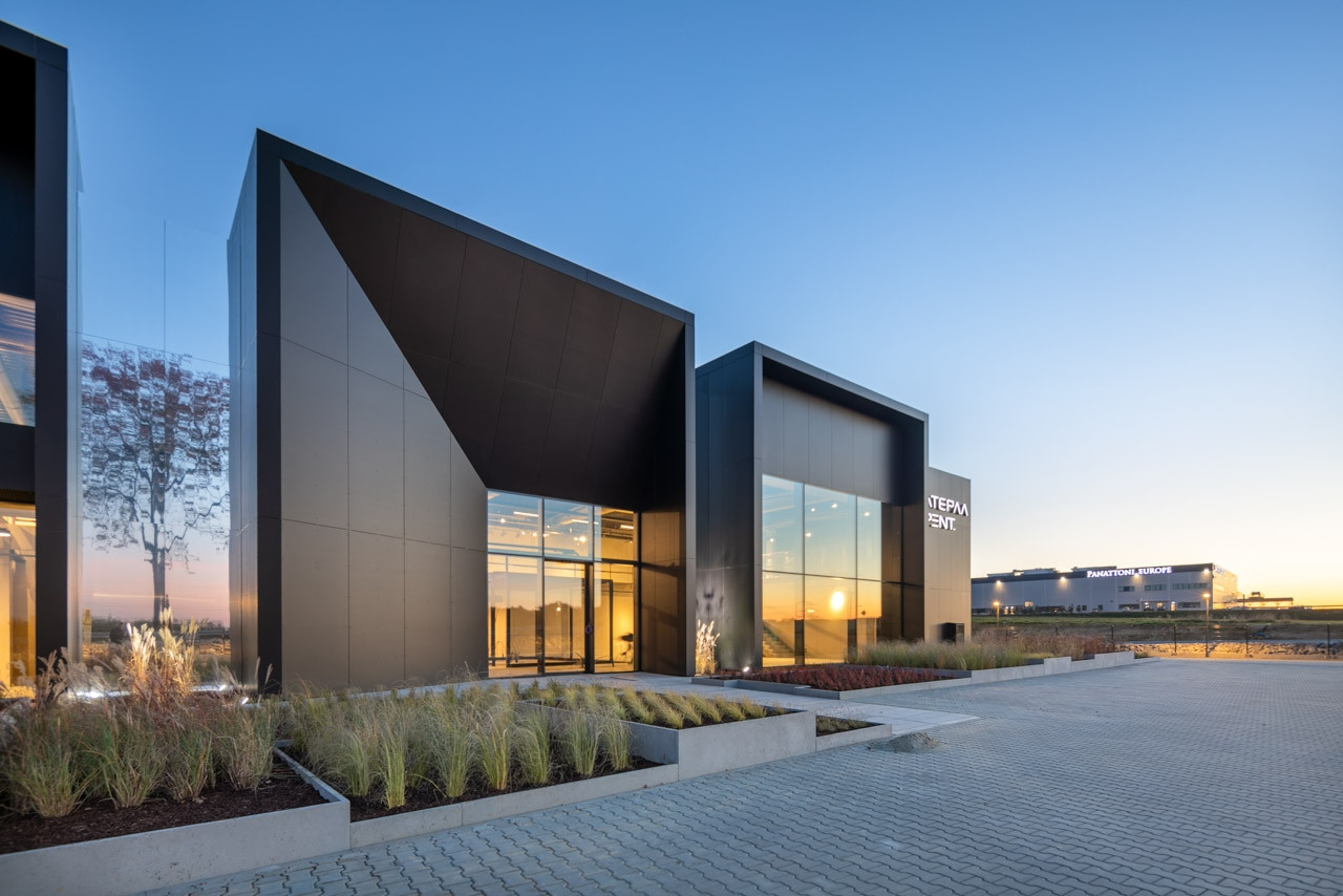 About Us - Premium Outdoor Kitchens & Custom Designs lyxfurniture.com ...