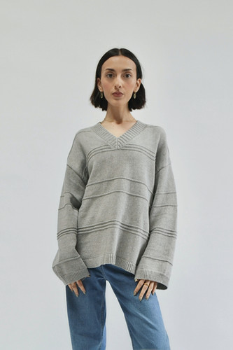 The April Sweater | DUAL DILEMMA